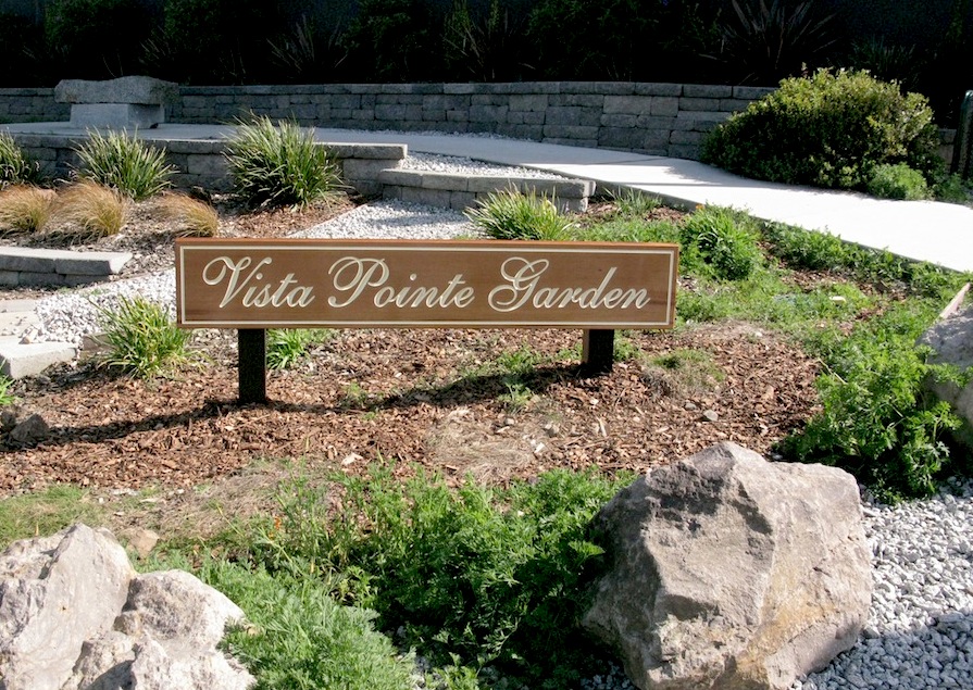 New Signs Mark the Fabulousness That Is Vista Pointe Garden | Bernalwood